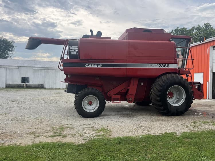Case IH 2366 Combines Class 5 for Sale | Tractor Zoom