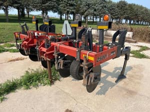 Case IH 2500 Ecolo-Til Tillage For Sale with 5 Shanks | Tractor Zoom