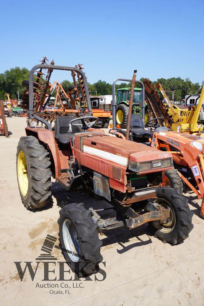SOLD - Case IH 255 Tractors Less than 40 HP | Tractor Zoom