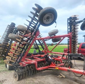 SOLD - Case 330 Lot No. 519222 Tillage with 34 ft | Tractor Zoom