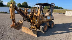 SOLD - Case 460 Lot No. 2231 Construction with 4,052 Hrs | Tractor Zoom