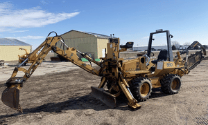SOLD - Case 560 Construction with 7,277 Hrs | Tractor Zoom