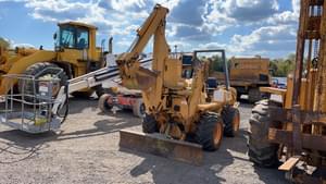 SOLD - Case 560 Lot No. 2214 Construction with 1,188 Hrs | Tractor Zoom