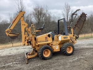 SOLD - Case 560 Lot No. 2532 Construction with 1,545 Hrs | Tractor Zoom