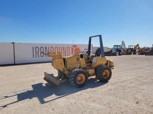SOLD - Case 560 Lot No. 154 Construction with 1,144 Hrs | Tractor Zoom