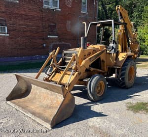 SOLD - Case 580 Lot No. LC9038 Construction with 1,758 Hrs | Tractor Zoom