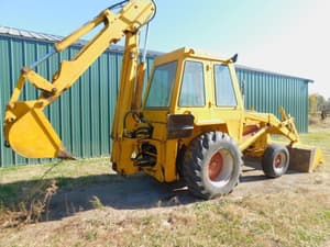 SOLD - Case 580B Lot No. 857 Construction with --- Hrs | Tractor Zoom