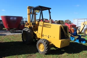 Case 585E Lot No. 4613 Construction For Sale with --- Hrs | Tractor Zoom