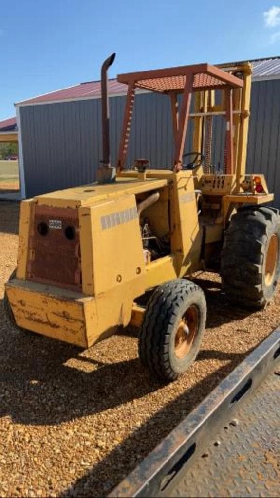 Case 585E Other Equipment Lifts for Sale | Tractor Zoom