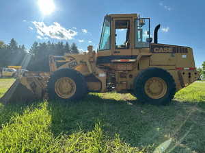 SOLD - Case 621 Construction with 376 Hrs | Tractor Zoom