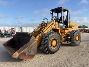 SOLD - Case 621B XT Lot No. 59532 Construction with 9,410 Hrs | Tractor ...