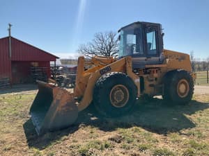 SOLD - Case 621B Lot No. 210 Construction with 4,845 Hrs | Tractor Zoom