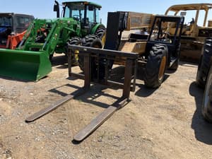 SOLD - Case 686GXR Lot No. 3717 Construction with --- Hrs | Tractor Zoom