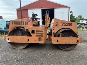 SOLD - Case 752B Lot No. 6606 Construction with 120 Hrs | Tractor Zoom