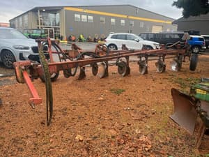 SOLD - Case 800 Stock No. PM171276 Tillage with 6 Bottoms | Tractor Zoom