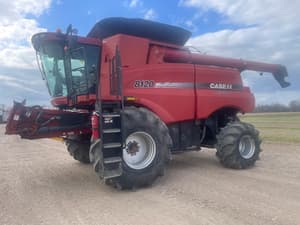 SOLD - Case IH 8120 Lot No. 253 Combines with 3,032 Hrs | Tractor Zoom