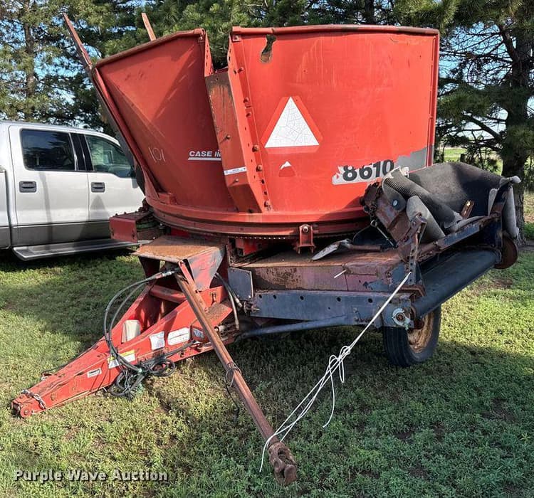 SOLD - Case IH 8610 Hay and Forage Bale Processors | Tractor Zoom