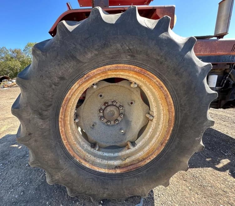 Case 885 Tractors 40 to 99 HP for Sale | Tractor Zoom