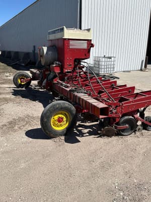SOLD - Case IH 955 Cyclo Air Lot No. 8733 Planting with 8 Rows ...