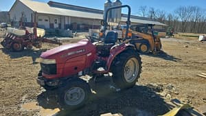 SOLD - Case IH DX29 Lot No. 610 Tractors with 1,492 Hrs | Tractor Zoom