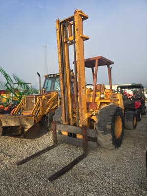 Case 585E Lot No. 62428 Construction For Sale with --- Hrs | Tractor Zoom