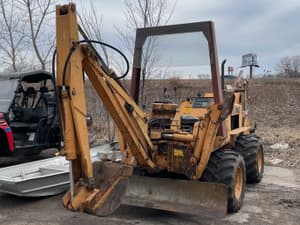 SOLD - Case DH4 Lot No. 1223 Construction with 620 Hrs | Tractor Zoom