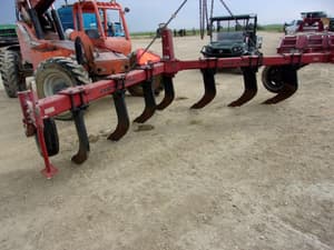 SOLD - Case IH 10 V-ripper Tillage with 10 Shanks | Tractor Zoom