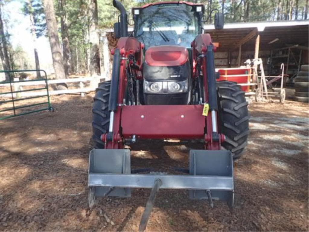 Tractor Zoom - Case IH Farmall 100C