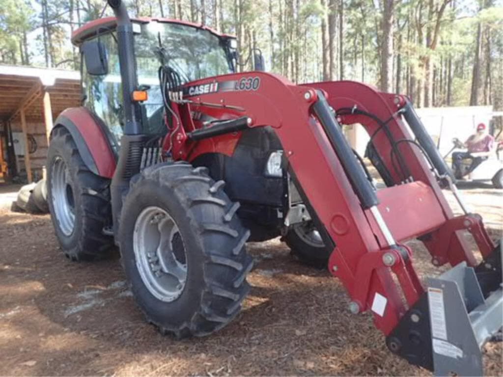 Tractor Zoom - Case IH Farmall 100C