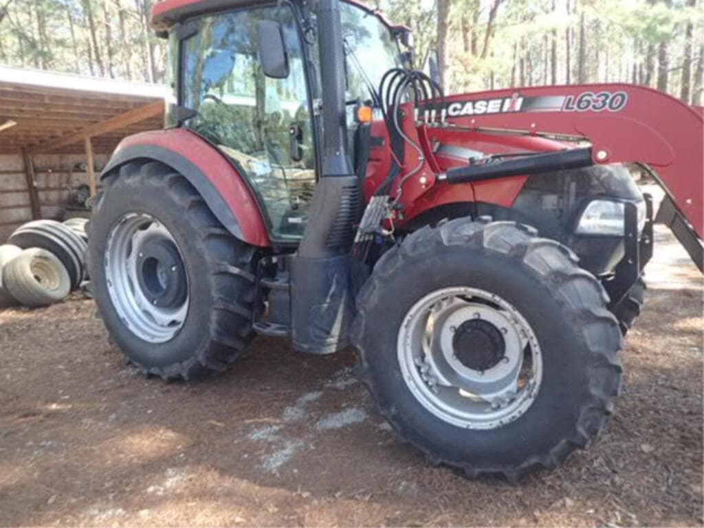 Tractor Zoom - Case IH Farmall 100C