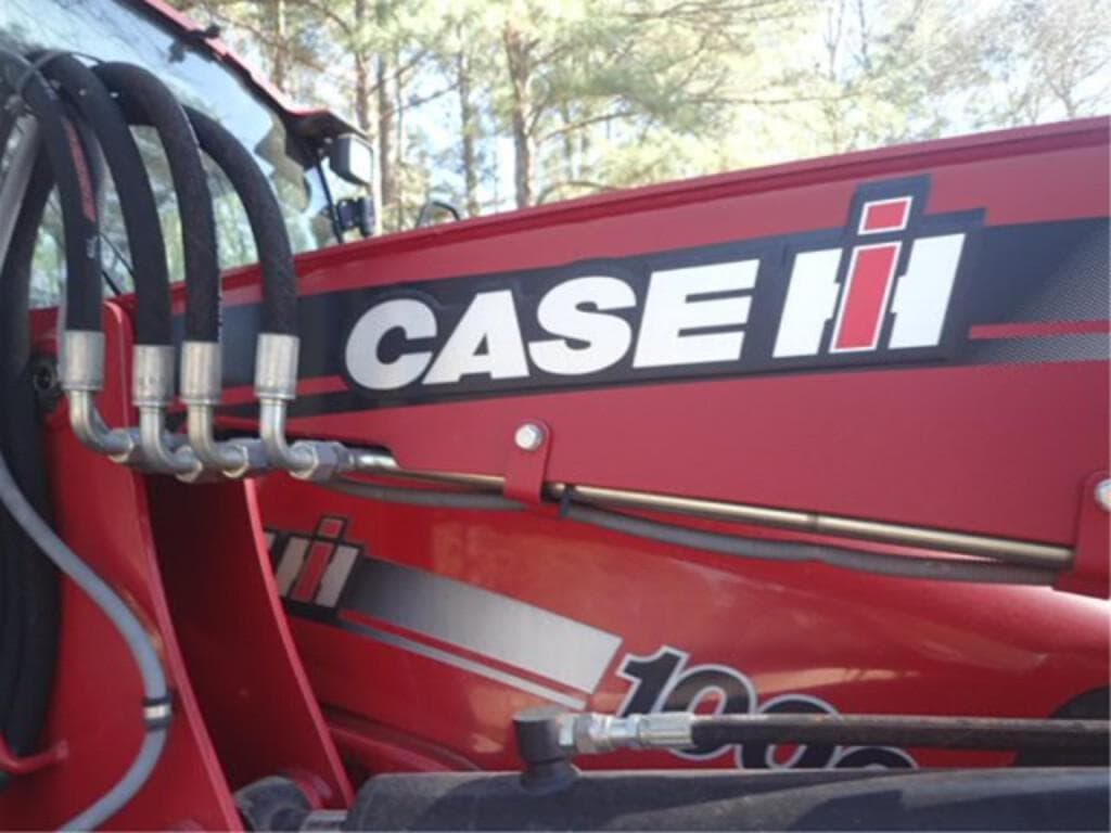 Tractor Zoom - Case IH Farmall 100C