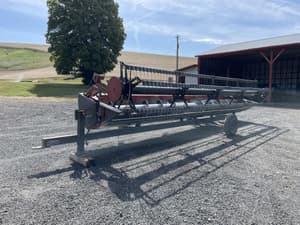 SOLD - Case IH 1010 Grain Header Harvesting with 25 ft | Tractor Zoom