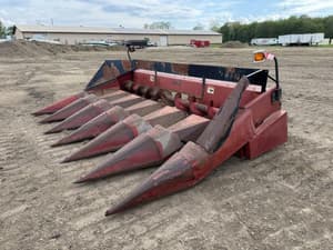 Case IH 1063 Lot No. 134 Harvesting For Sale with 6 Rows | Tractor Zoom