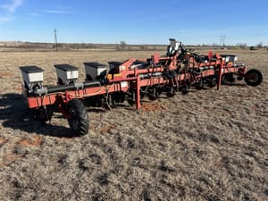 SOLD - Case IH 1200 Lot No. 287 Planting with 12 Rows | Tractor Zoom