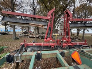 SOLD - Case IH 1200 Lot No. 19 Planting with 12 Rows | Tractor Zoom
