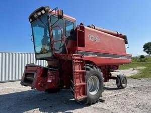 SOLD - CASE IH 1620 Combines with 3,070 Hrs | Tractor Zoom