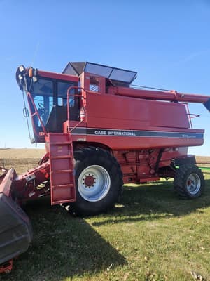 SOLD - Case IH 1644 Lot No. 18 Combines with 3,760 Hrs | Tractor Zoom