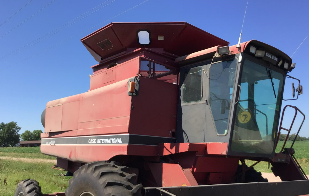 SOLD - Case IH 1660 Lot No. a528149e-198d-11ed-8bec-0246304ce823 ...