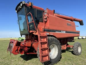 SOLD - Case IH 1660 Lot No. 160 Combines with --- Hrs | Tractor Zoom