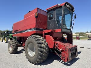 SOLD - Case IH 1666 Lot No. 18102 Combines with 3,832 Hrs | Tractor Zoom
