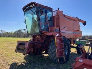 SOLD - Case IH 1666 Combine Combines with 3,216 Hrs | Tractor Zoom