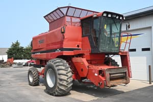Case IH 1680 Combines For Sale with 5,045 Hrs | Tractor Zoom
