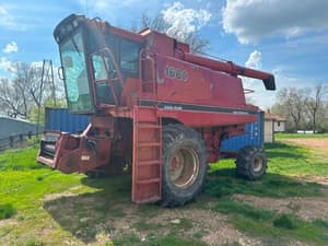 SOLD - Case IH 1680 Combine Combines with --- Hrs | Tractor Zoom
