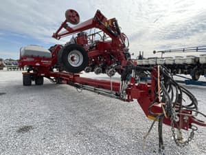 SOLD - Case IH 2140 Stock No. 215297 Planting with 31 Rows | Tractor Zoom