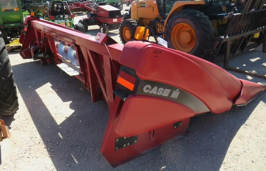 SOLD - Case IH 2206 Harvesting with --- Rows | Tractor Zoom