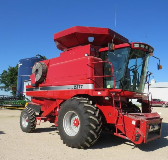 SOLD - Case IH 2377 Combines with 3,290 Hrs | Tractor Zoom