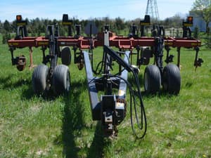 SOLD - Case IH 2500 Ecolo-Til Tillage with 7 Shanks | Tractor Zoom