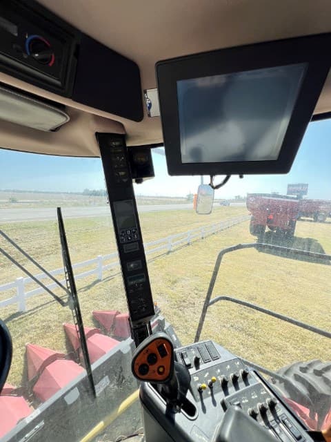 Case IH 2588 Combines Class 5 for Sale | Tractor Zoom