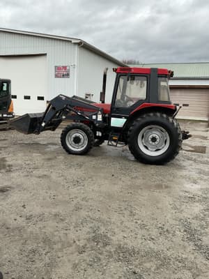 SOLD - Case IH 3230 Lot No. 1201 Tractors with 1,371 Hrs | Tractor Zoom