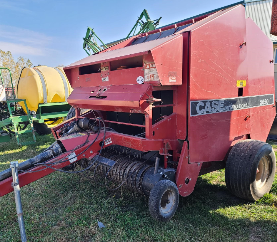 SOLD - Case IH 3650 Hay and Forage with --- Bales | Tractor Zoom